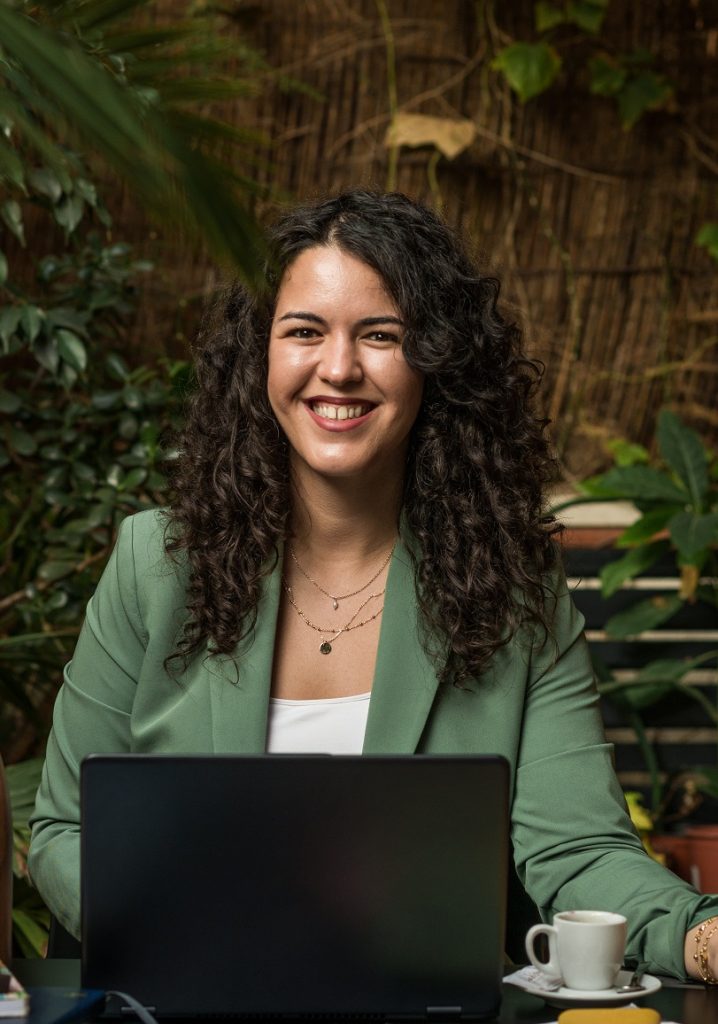 Anna Gumbau - Moderating.EU