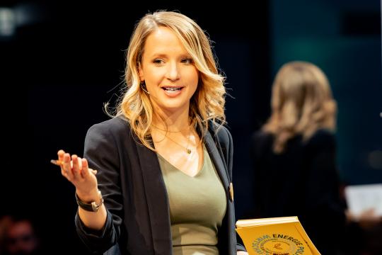 Merle Becker - Moderating.EU